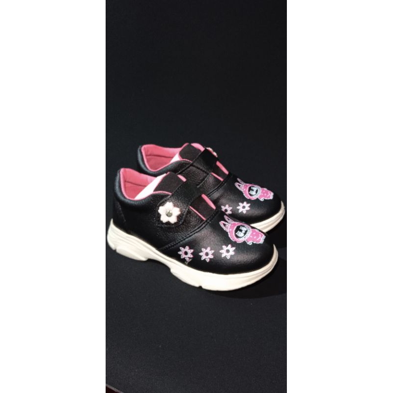 Jual sepatu anak motif labubu/sepatu sekolah terkeren labubu 26-35 ...