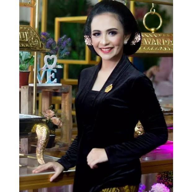 Jual Kebaya Bludru Kutu Baru Polos Premium Melar Strait Adem Baju ...