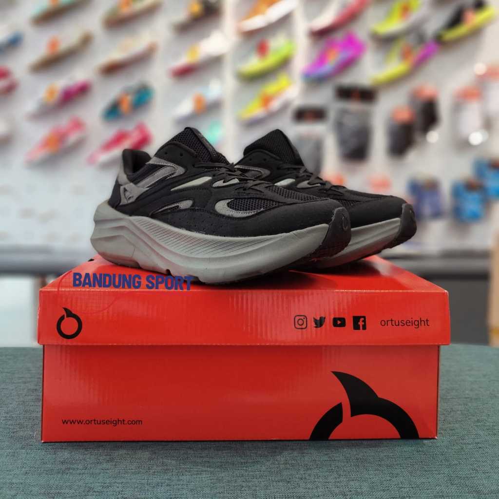 Jual Sepatu Running ORTUSEIGHT BERLIN | Shopee Indonesia