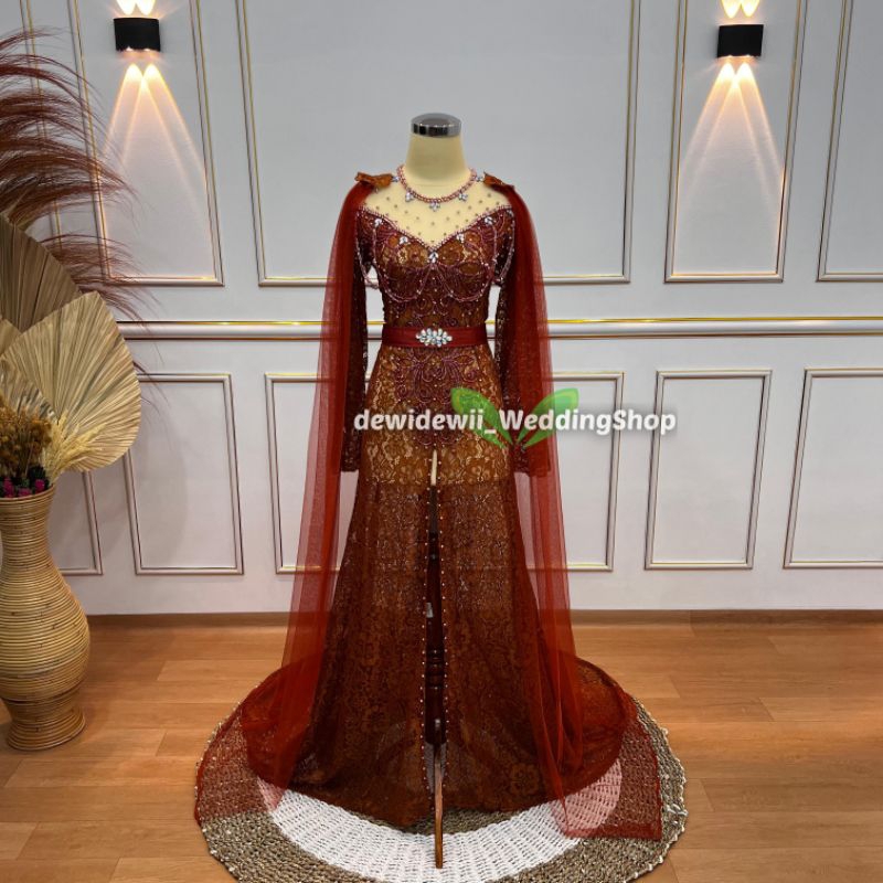 Jual Kebaya Pengantin Cantik / Broklat Ekor Panjang + Slayer - Warna ...