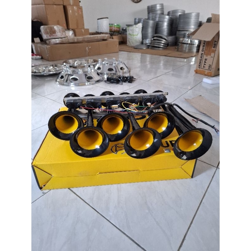 Jual klakson mobil truk bus basuri ori india V5 6 corong 12v/24volt ...