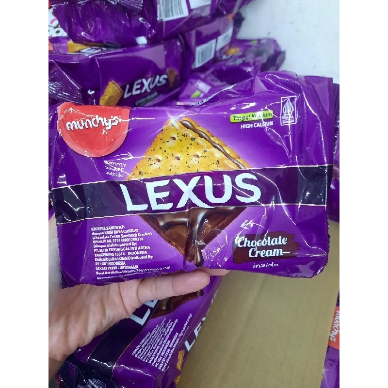 Jual Munchy's Lexus Chocolate Cream Biskuit 76Gr | Shopee Indonesia