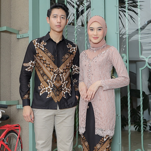 Jual IZARABATIK - Anggita Mocca Set Kebaya Batik Modern Couple Wisuda Lamaran Full Payet ...