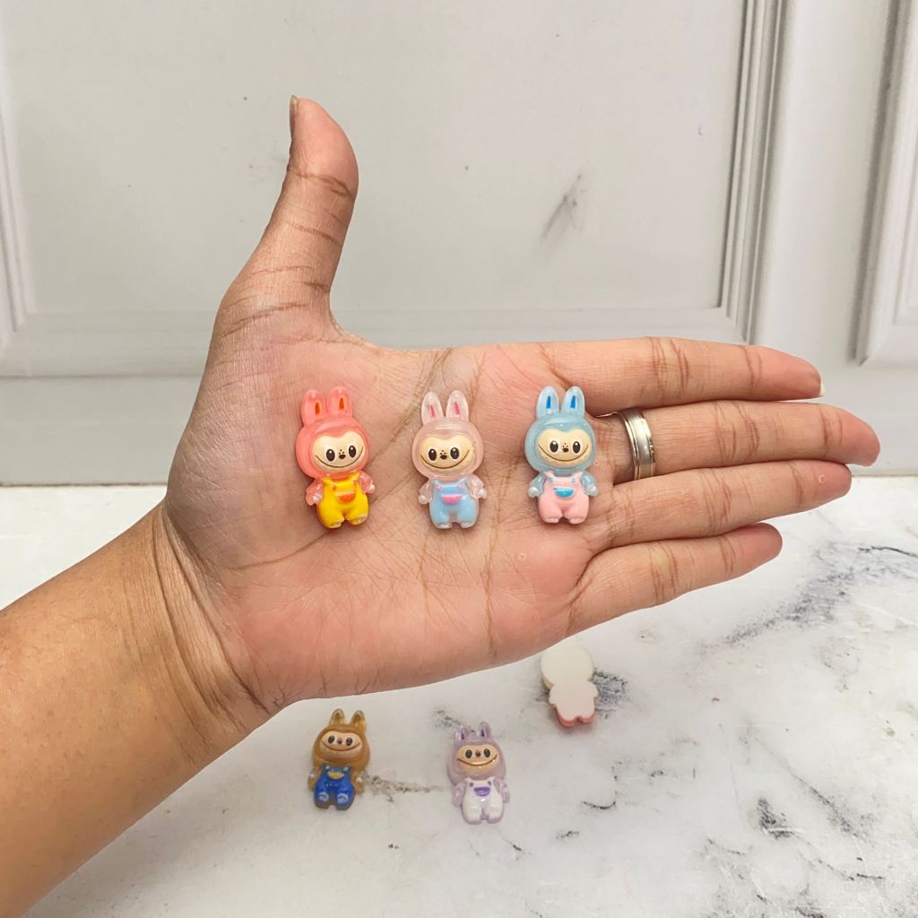 Jual MOTE RESIN LABUBU FULL COLOR DAN MOTE RESIN LABUBU BENING MN-1609 ...