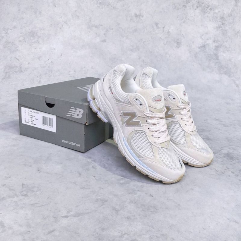 Jual SEPATU New Balance 2002R White Beige | Shopee Indonesia