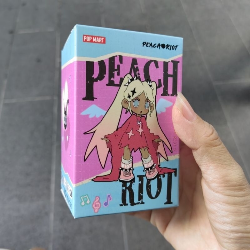 Jual POP MART keychain PEACH RIOT original | Shopee Indonesia