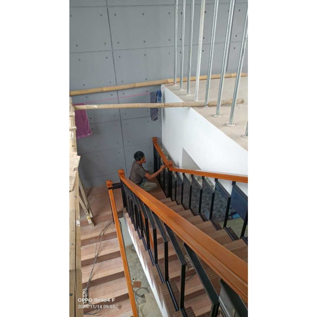 Jual Relling tangga/void/balkon pipa gantung sampai plafon minimallis ...