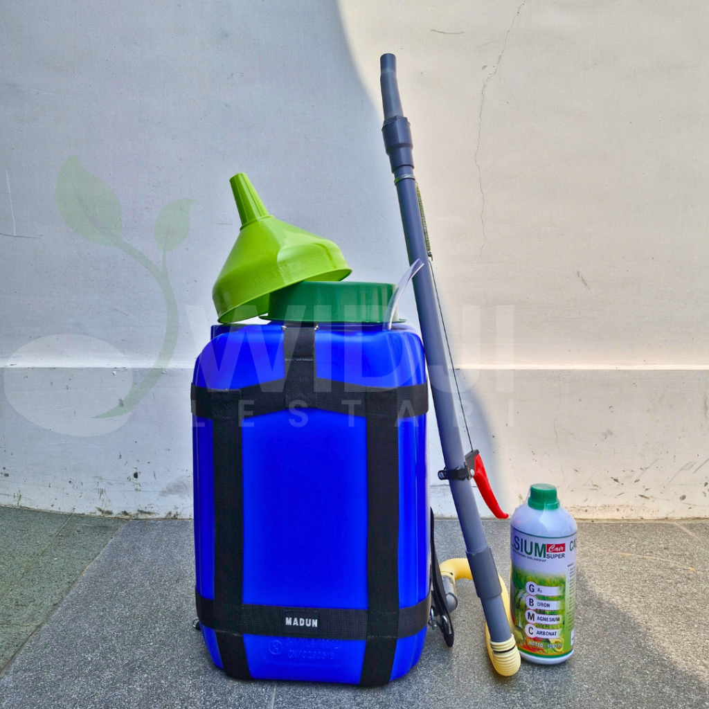 Jual JERIGEN SET BIRU 25L Alat kocor pupuk cair untuk menyiram tanaman ...