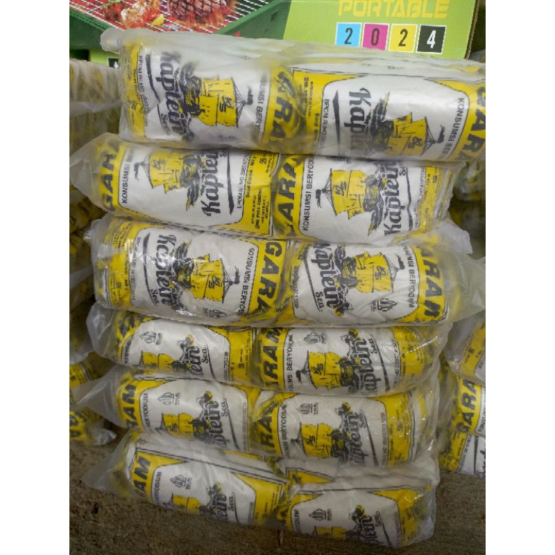 Jual Garam kaptain isi 100 gram 1 ball isi 20 bungkus | Shopee Indonesia