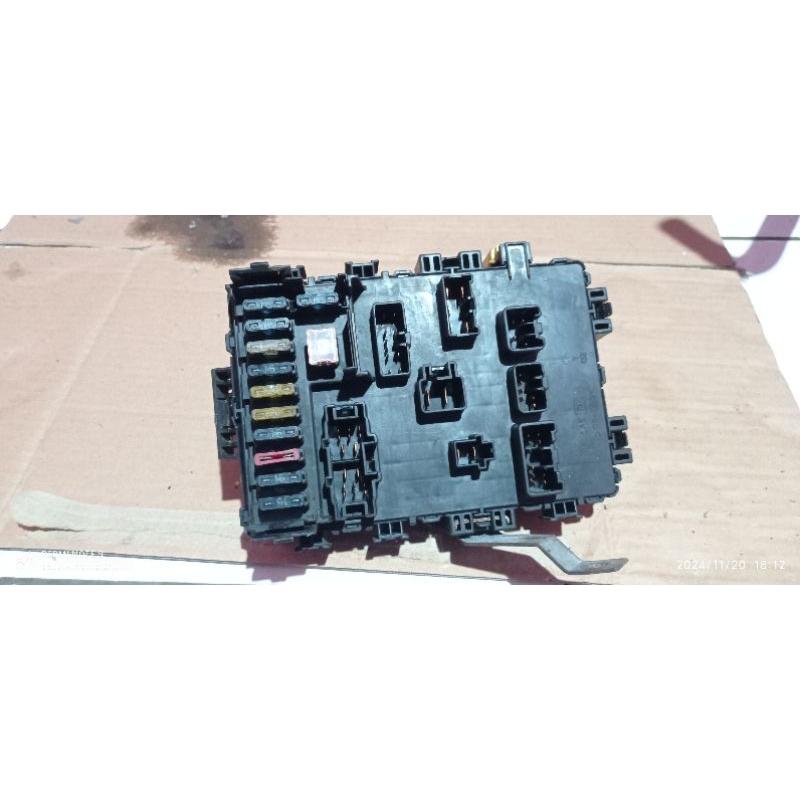 Jual box skring fuse box kabin suzuki baleno old 97-00 | Shopee Indonesia