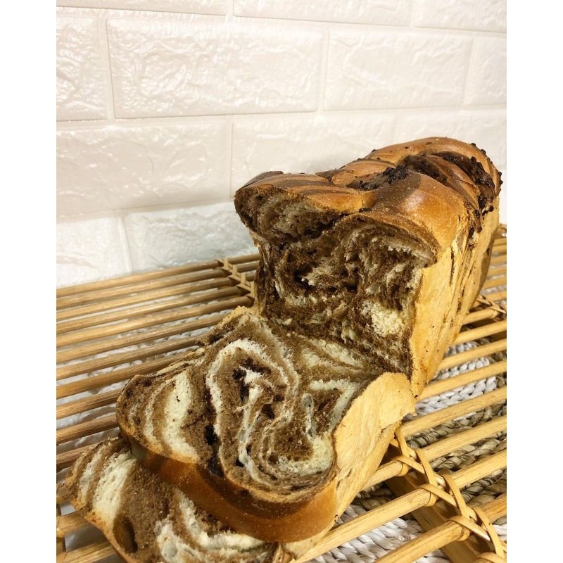 Jual Roti tawar coklat / choco loaf Mar's Bakery | Shopee Indonesia
