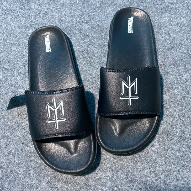 Jual sandal slop pria wanita distro keren maternal logo sendal selop ...