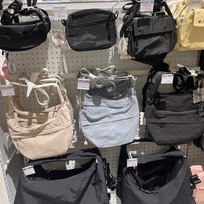 Jual tas slingbag/selempang nylon kkv oh some | Shopee Indonesia