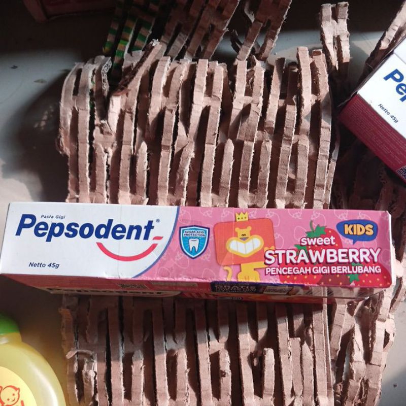 Jual Odol Pasta Gigi Anak Pepsodent Kids Junior 45g Orange/Strawberry ...