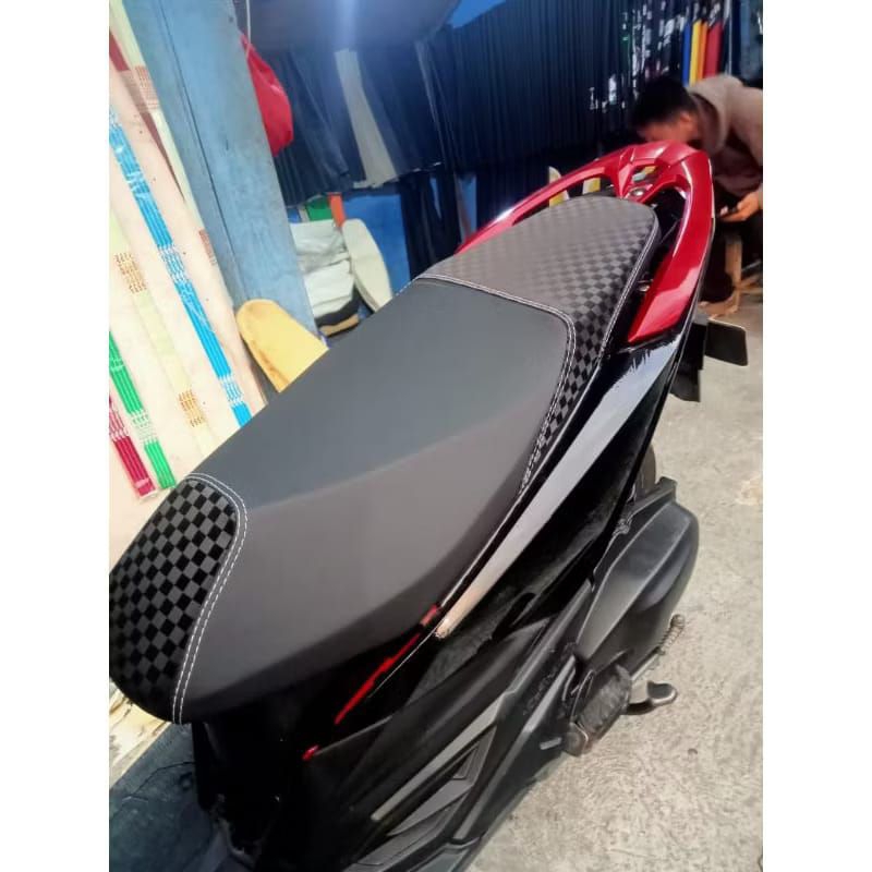 Jual JOK VARIO 160 125/150 KZR/LED OLD/LED NEW KULIT MBTECH CAMMARO MIX CARBON CATUR | Shopee ...