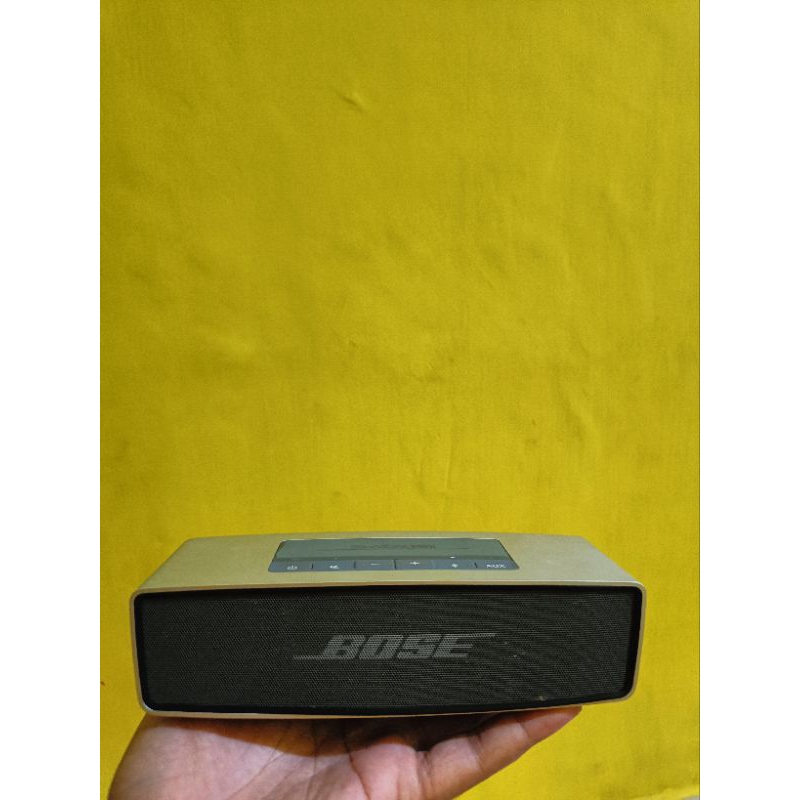 Jual Bose Soundlink mini 1, with charge ori , dock charge langka ...
