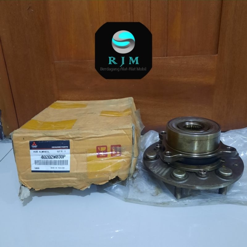 Jual Bearing Roda Depan atau Nap Roda Pajero Sport & Triton 08-On ...
