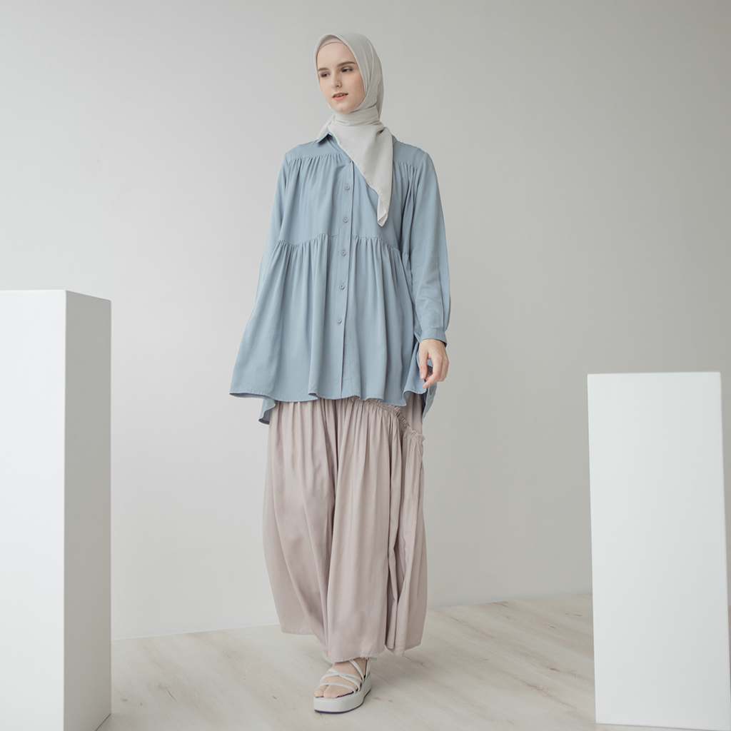 Jual Gendhis by Aska Label - Atasan wanita muslim rayon warna putih offwhite, raspberry maroon ...