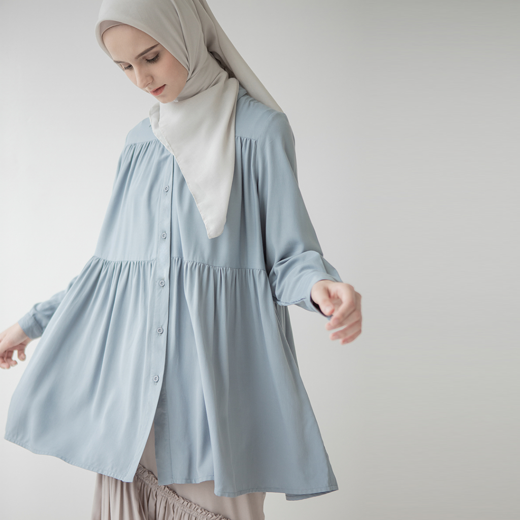 Jual Gendhis by Aska Label - Atasan wanita muslim rayon warna putih offwhite, raspberry maroon ...