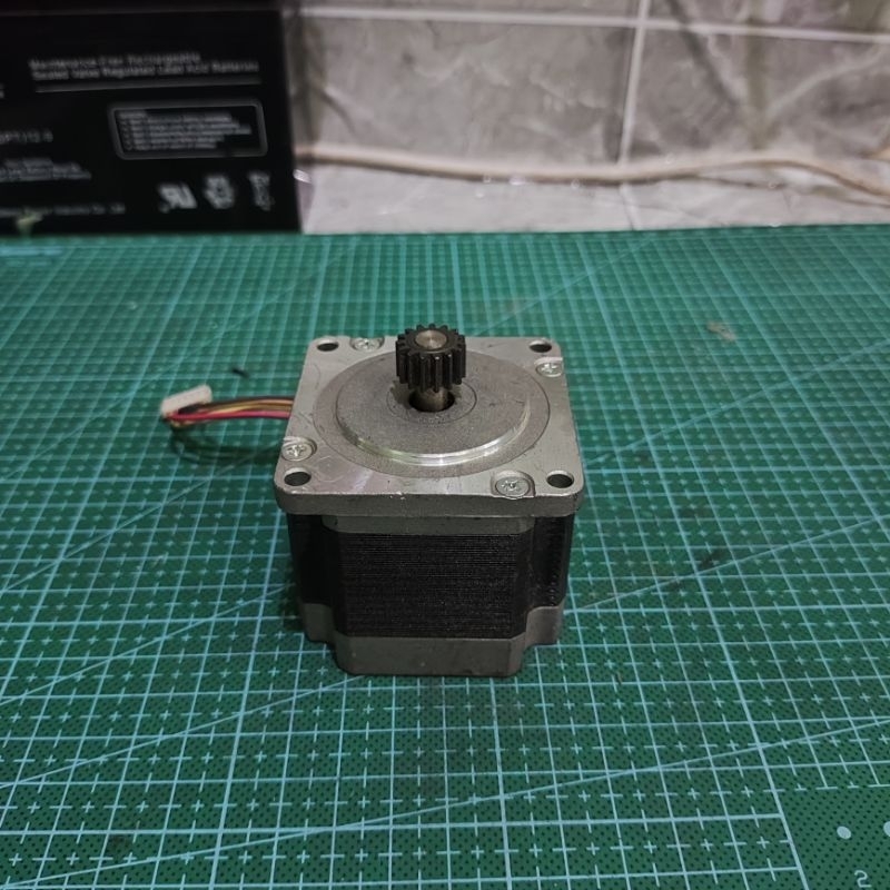 Jual STEPPER MOTOR NEMA 23 1.9V 1.1A 1.8DEG STP-58D216 STEPPING MOTOR GENERATOR | Shopee Indonesia