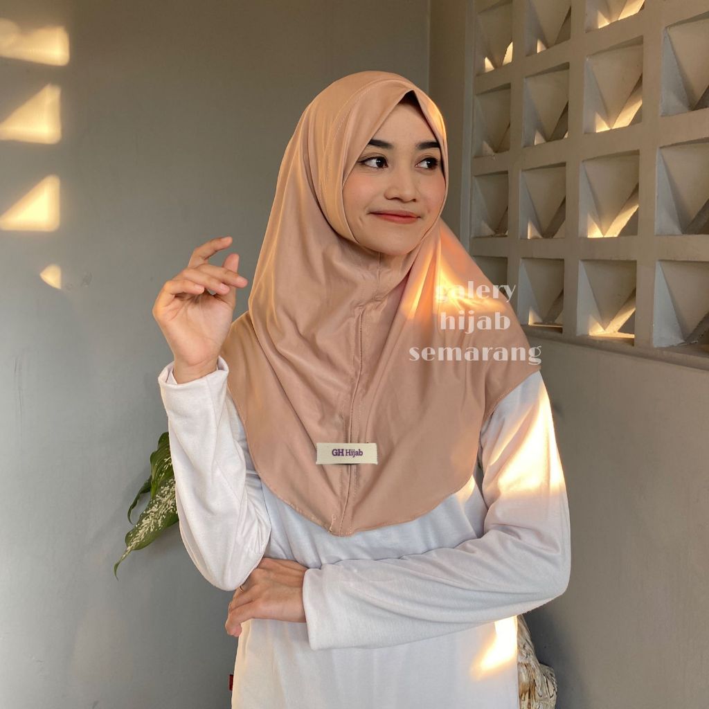Jual Hijab Bergo Non Pet Zizah Kerudung Instan Jersey Hijab Olahraga Bergo Sport Daily | Shopee ...