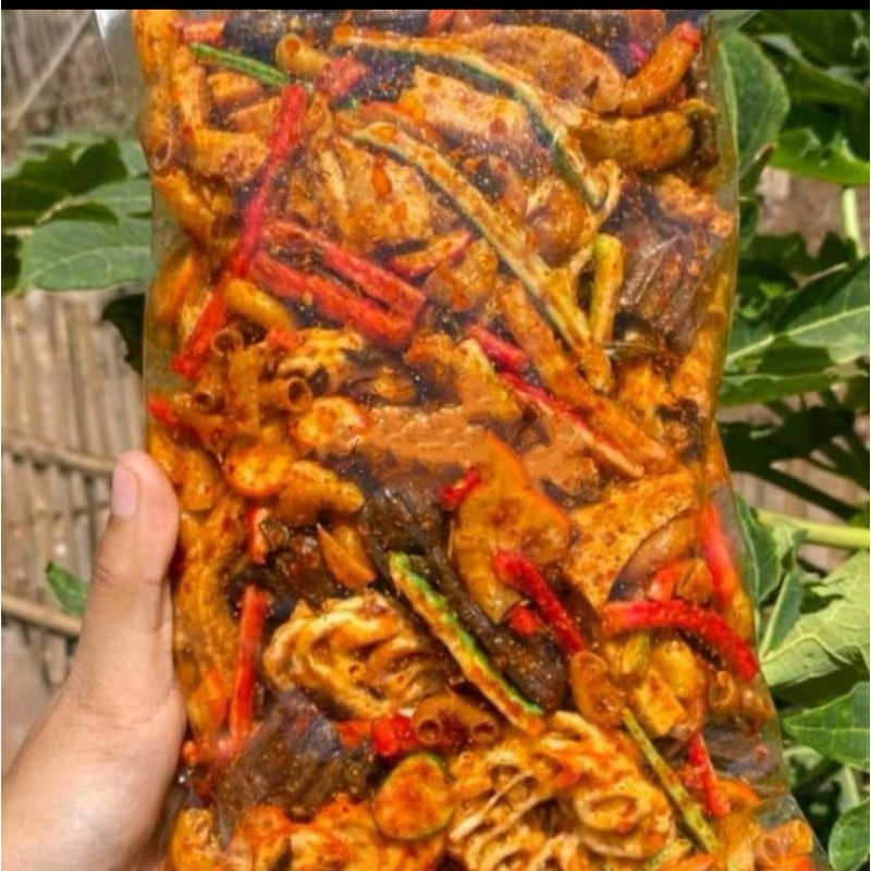 Jual seblak campur pedas daun jerukk mix basreng,kurupuk rafael kurupuk ...