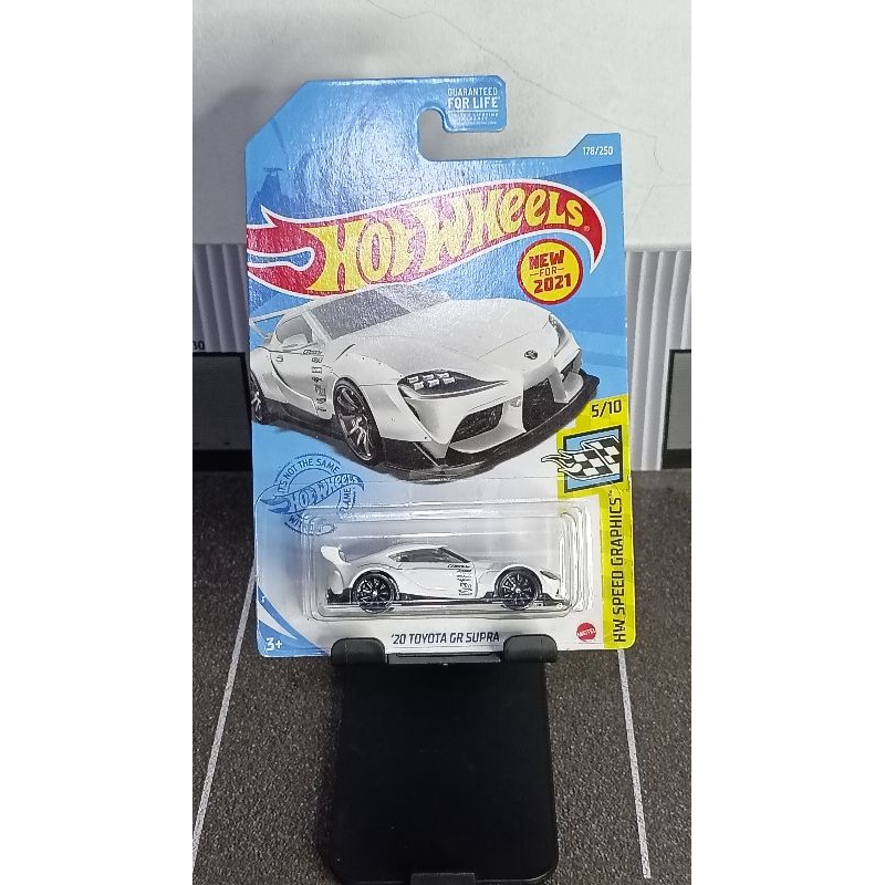 Jual TOYOTA GR SUPRA PUTIH WHITE HOTWHEELS | Shopee Indonesia