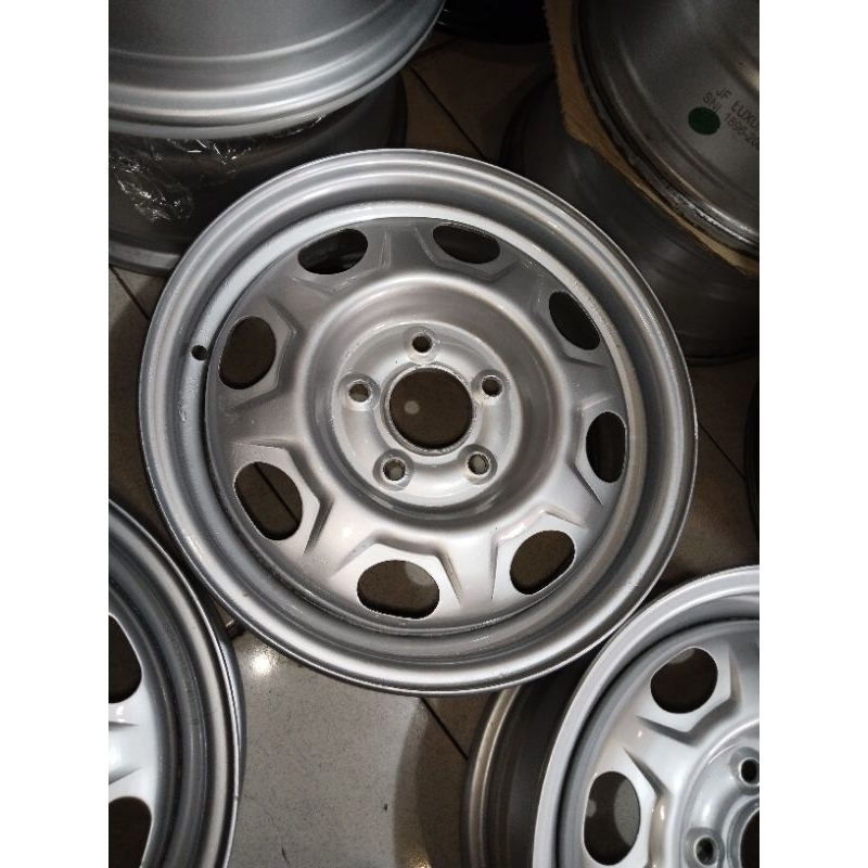 Jual Velg Kaleng Daihatsu Taruna R.15 | Shopee Indonesia