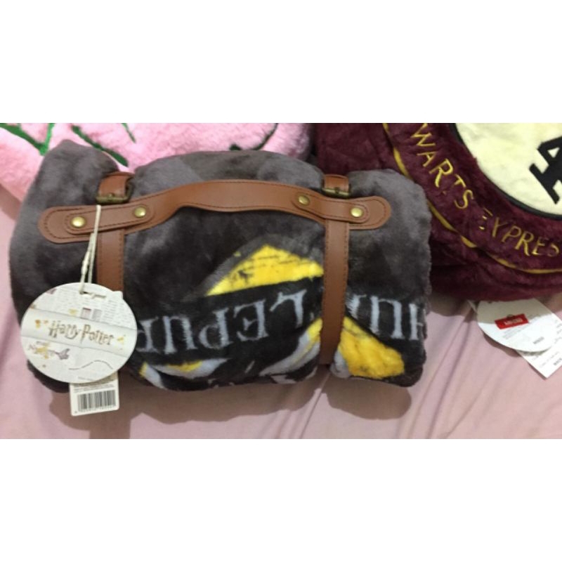 Jual Selimut Hufflepuff (Miniso X Harry Potter) | Shopee Indonesia