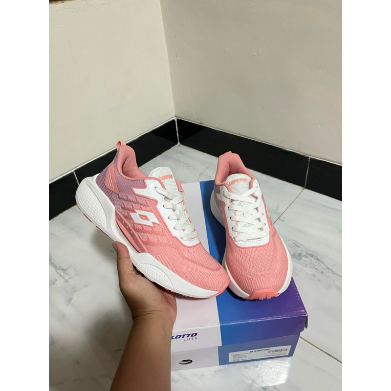 Jual Sepatu Lotto Women peach sale 70% ukuran 36 (CRUZ) | Shopee Indonesia
