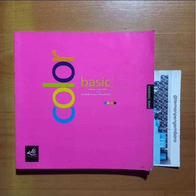 Jual Buku Color Basic panduan dasar warna untuk Desainer & Industri ...