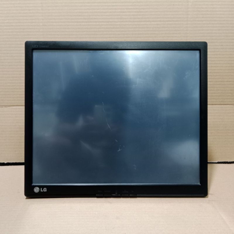 Jual MONITOR LG 17 INCH TOUCHSCREEN NORMAL MURAH DAN BERGARANSI ...