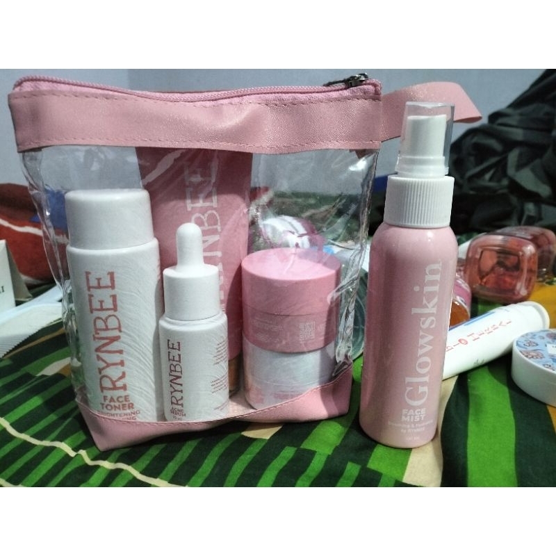 Jual sepaket rynbee masih baru cuma face mist sekali pakai | Shopee ...