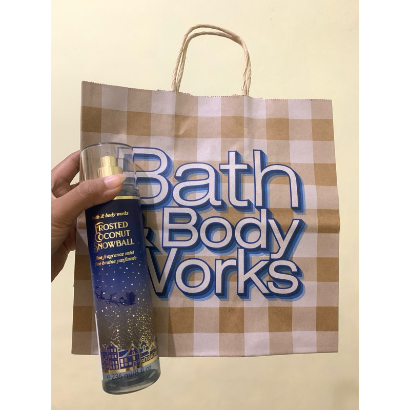 Jual FROSTED COCONUT SNOWBALL BODY MIST BBW | Shopee Indonesia