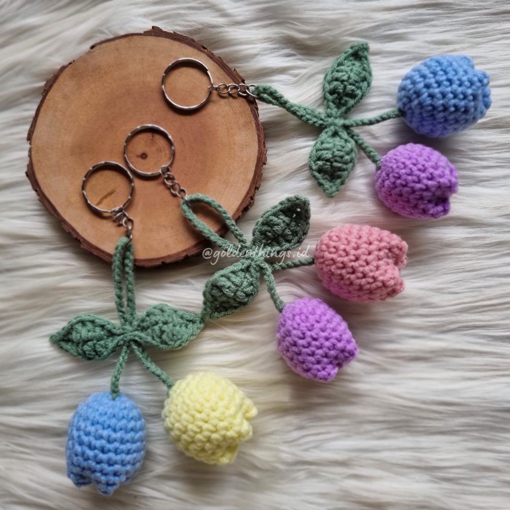 Jual GANTUNGAN KUNCI RAJUT TULIP, STRAWBERRY | KEYCHAIN CROCHET TULIP ...