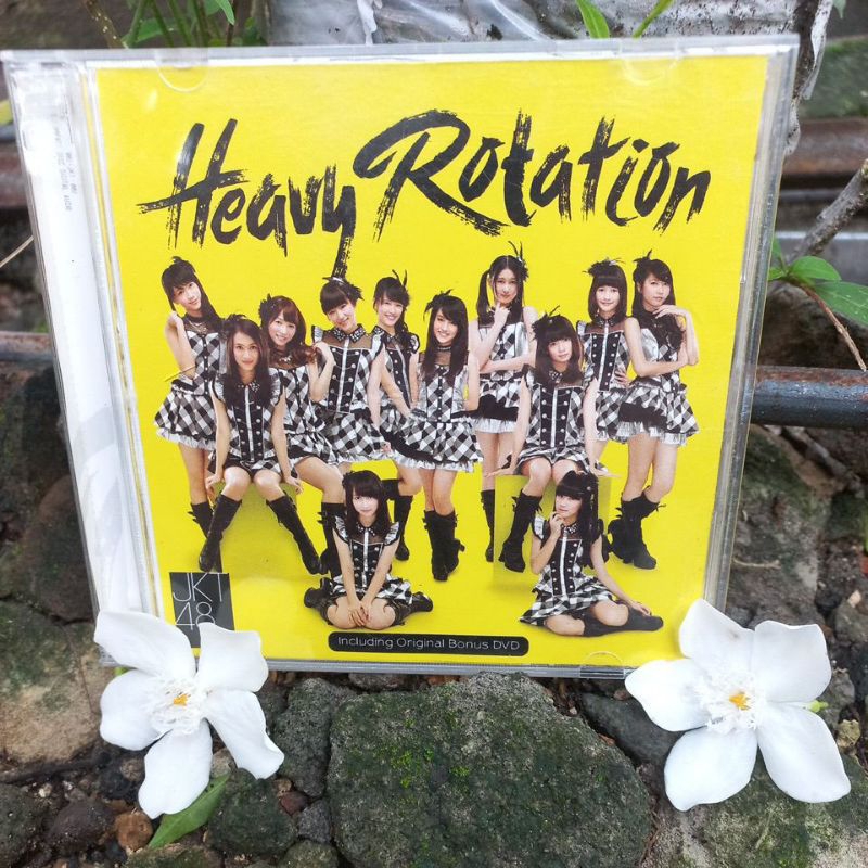 Jual cd jkt 48 heavy rotation (yellow) | Shopee Indonesia