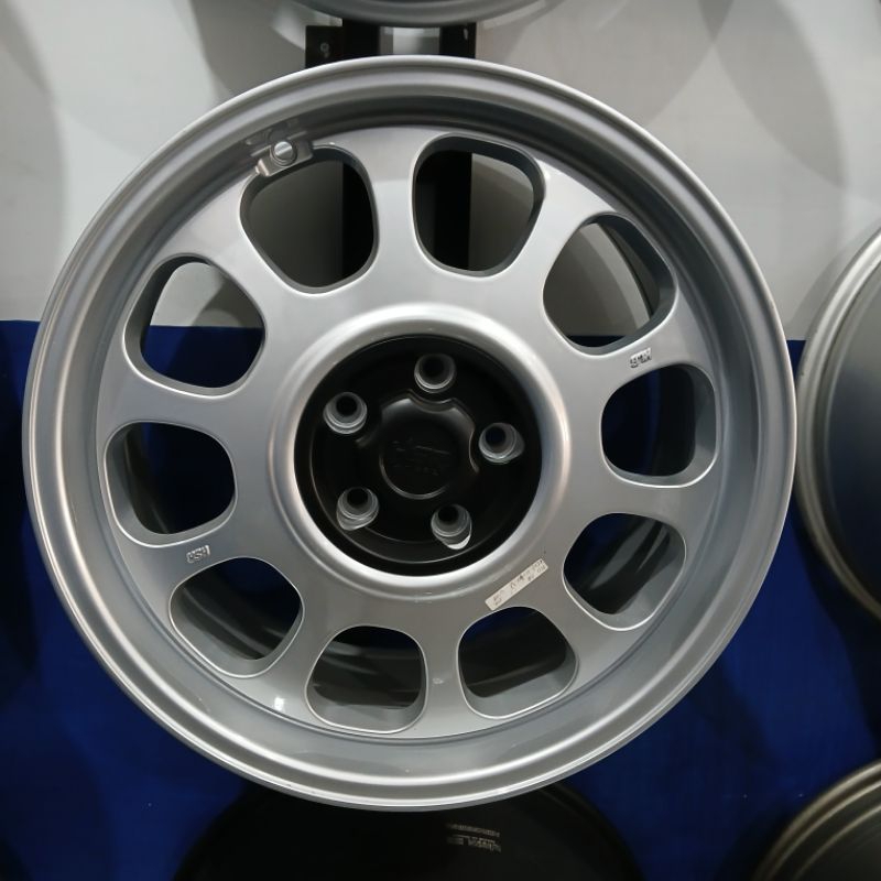 Jual Velg Model Kaleng R18 HSR Cocok Untuk Innova Rush Terios Xpander ...