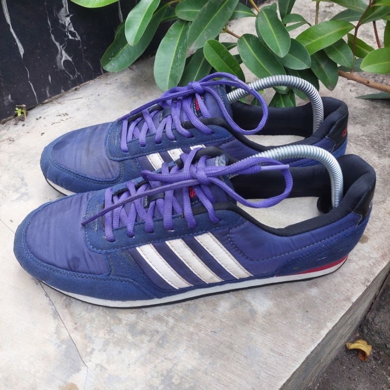 Jual sepatu sneakers second merk adidas size 44(285cm) | Shopee Indonesia