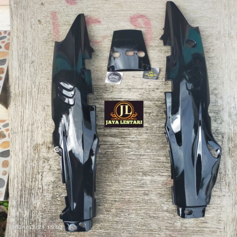 Jual cover body fizR custom model yamaha 125z pnp f1z hitam kualitas ...