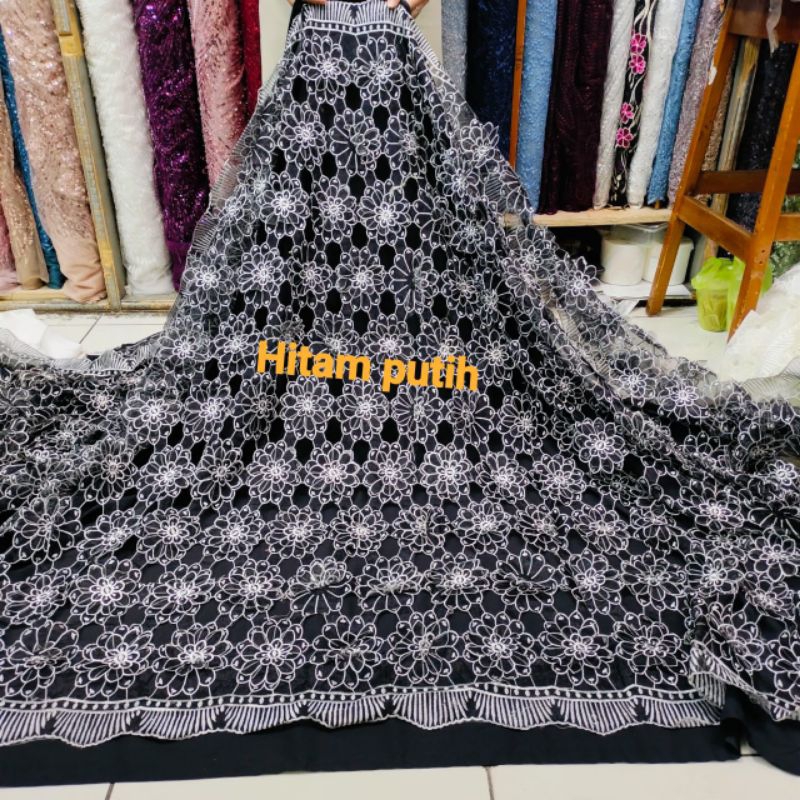 Jual bahan/kain organza bunga 3d/kain 3d bunga terbaruu | Shopee Indonesia