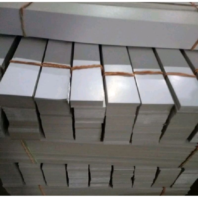 Jual KERTAS KARTON DUPLEX BUAT ASESORIS DISPLAY ISI 1 KG | Shopee Indonesia