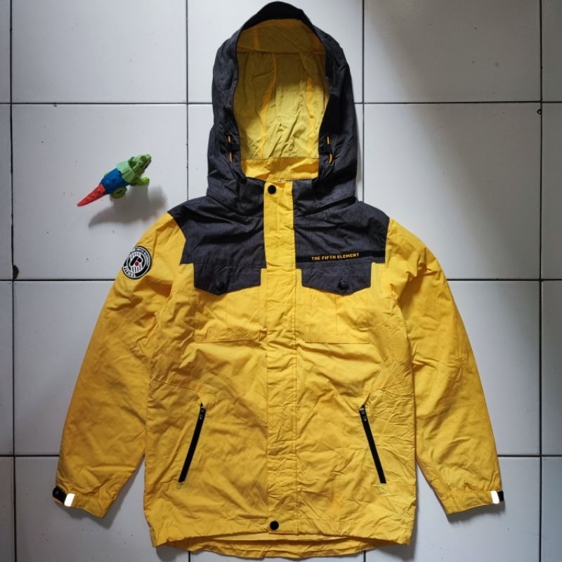 Jual Jaket Outdoor Anak FITHEL Sporty Original 100% Second Preloved ...