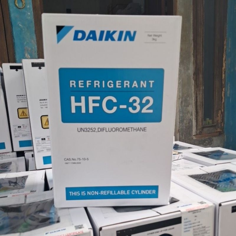 Jual Freon Daikin R32 berat netto 3 kg | Shopee Indonesia