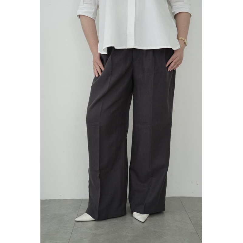 Jual NALOFY - Laami’ Wide-leg Pants in Deep Grey | Shopee Indonesia