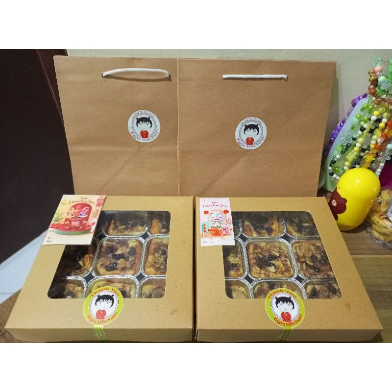 Jual Egis Bread Pudding/egis puding roti isi 9/ hampers Imlek Surabaya ...