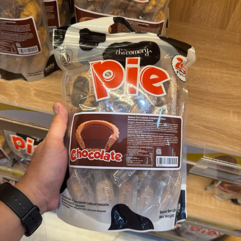 Jual Pie Choco Original Biskuit Rasa Coklat 500 gram (isi 20) Oleh-Oleh ...