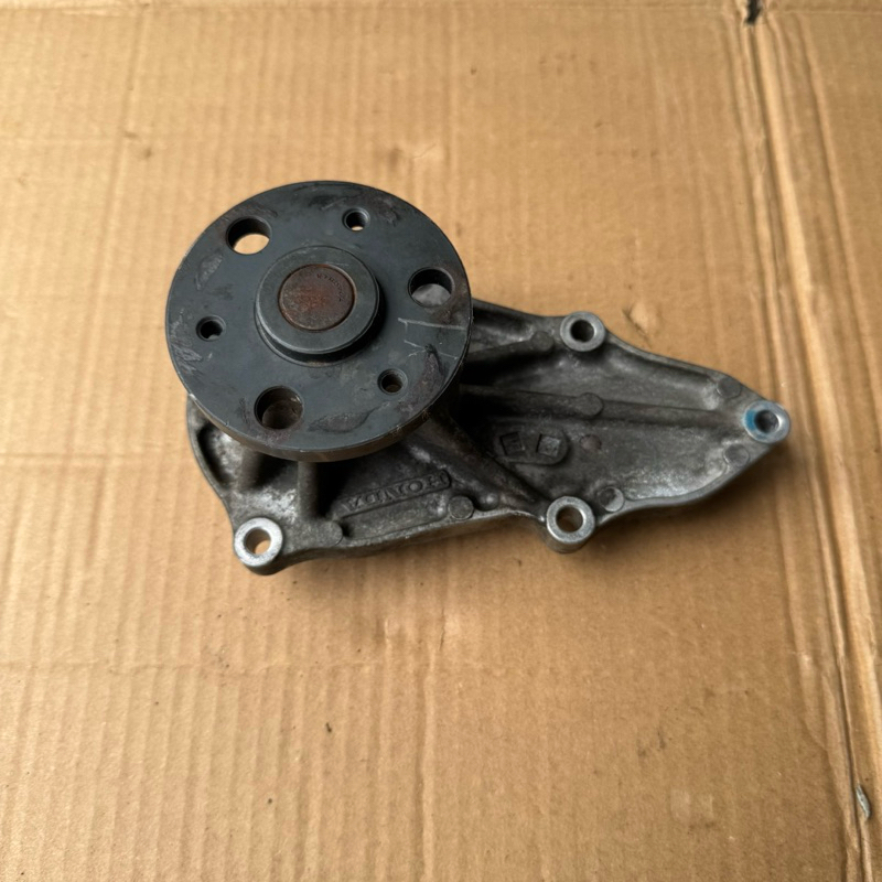 Jual waterpump water pump honda crv rm2 honda accord cp2 k24z original ...