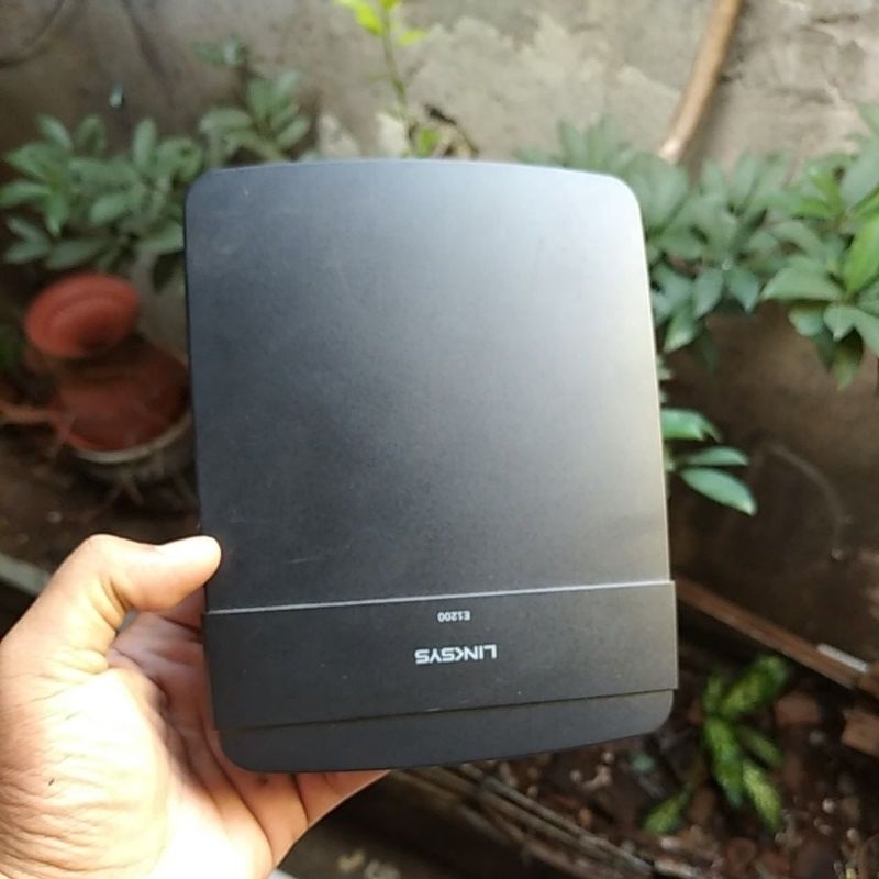 Jual Router Linksys E1200 V2 | Shopee Indonesia