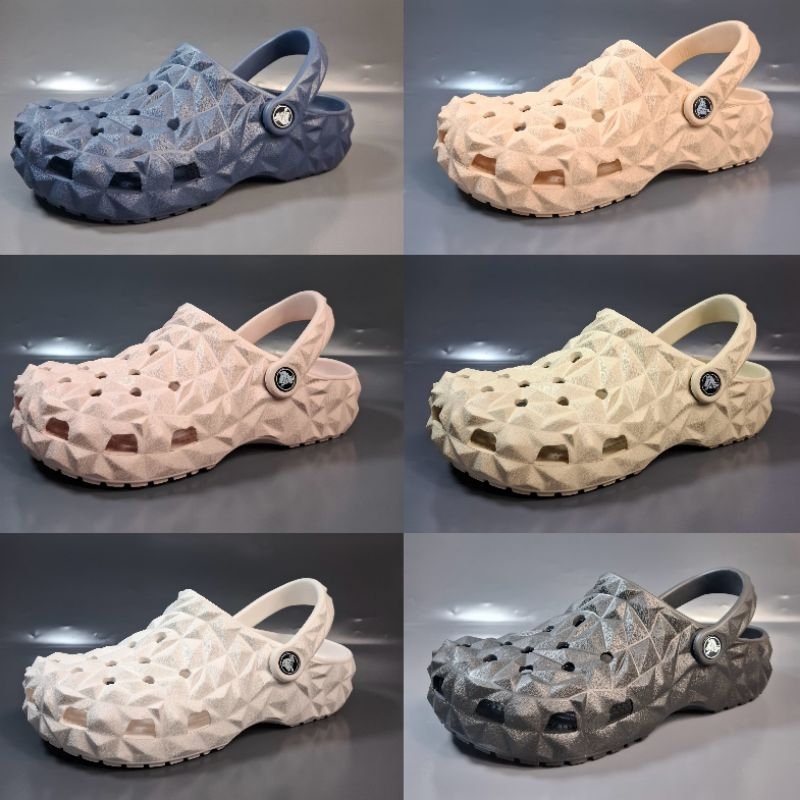 Jual Sandal Classic Geometric Clog/Classic Geometric/Sandal Crocs/Crocs ...