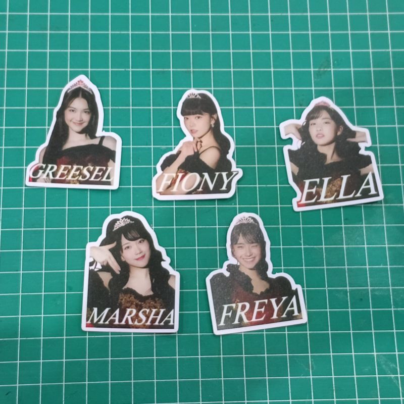 Jual Stiker decal JKT 48 Team J new era Anti air | Shopee Indonesia